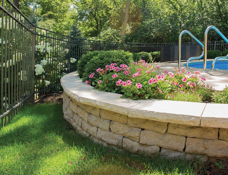 Retaining Walls – StoneQuest Inc
